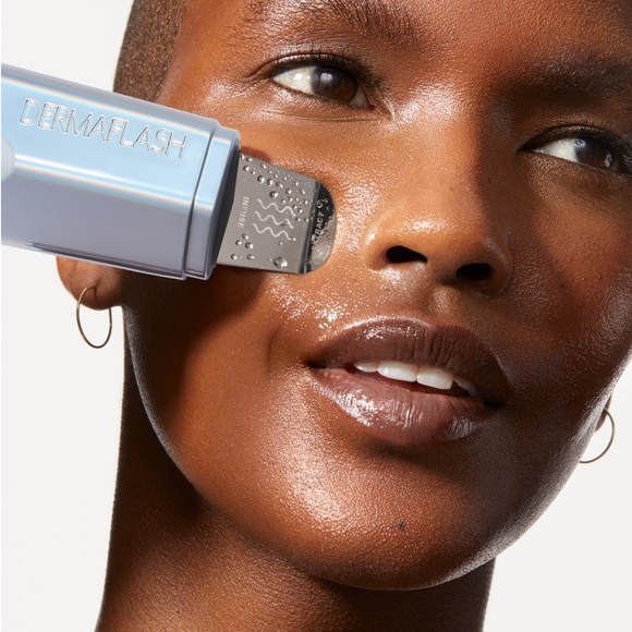 Skincare | Dermaflash Dermapore Ultrasonic Pore Extractor | Poshmark